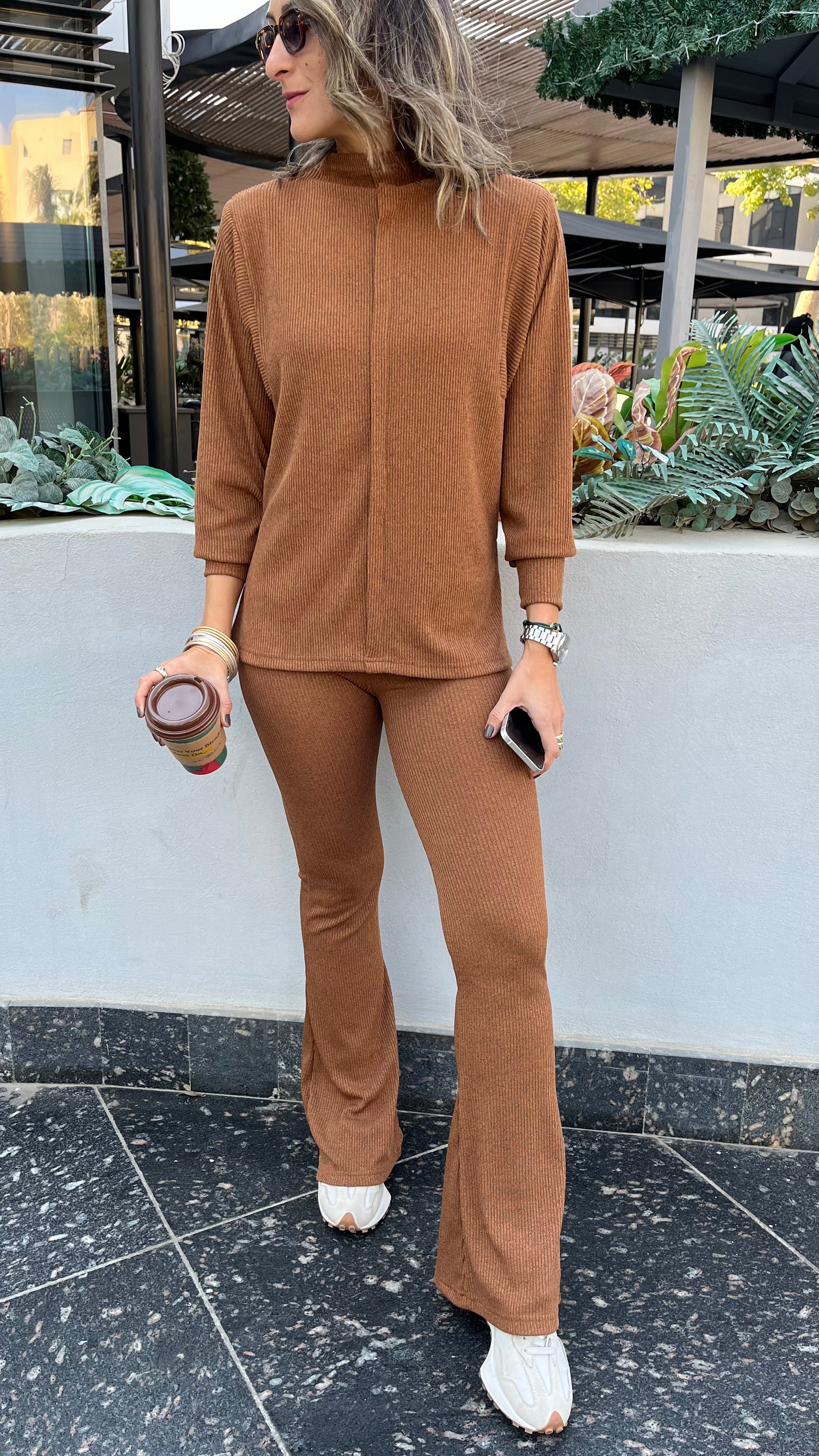 Camel High Low Middle Line Ribbed Top – Frillu